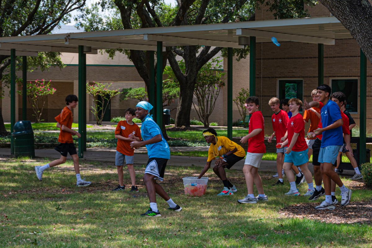 SJ Sets Up Freshmen for Success | MAGIS